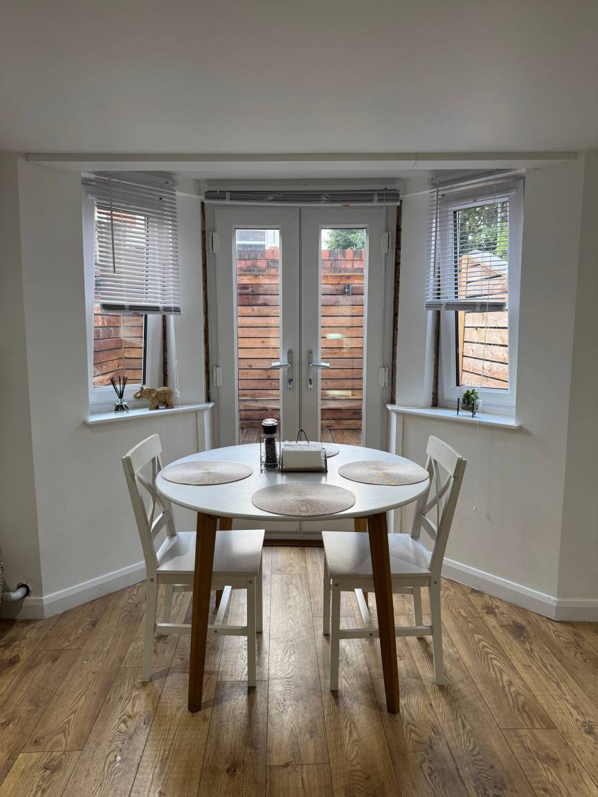 15 M² Apartment ∙ 1 Bedroom ∙ 4 Guests - Barnsley