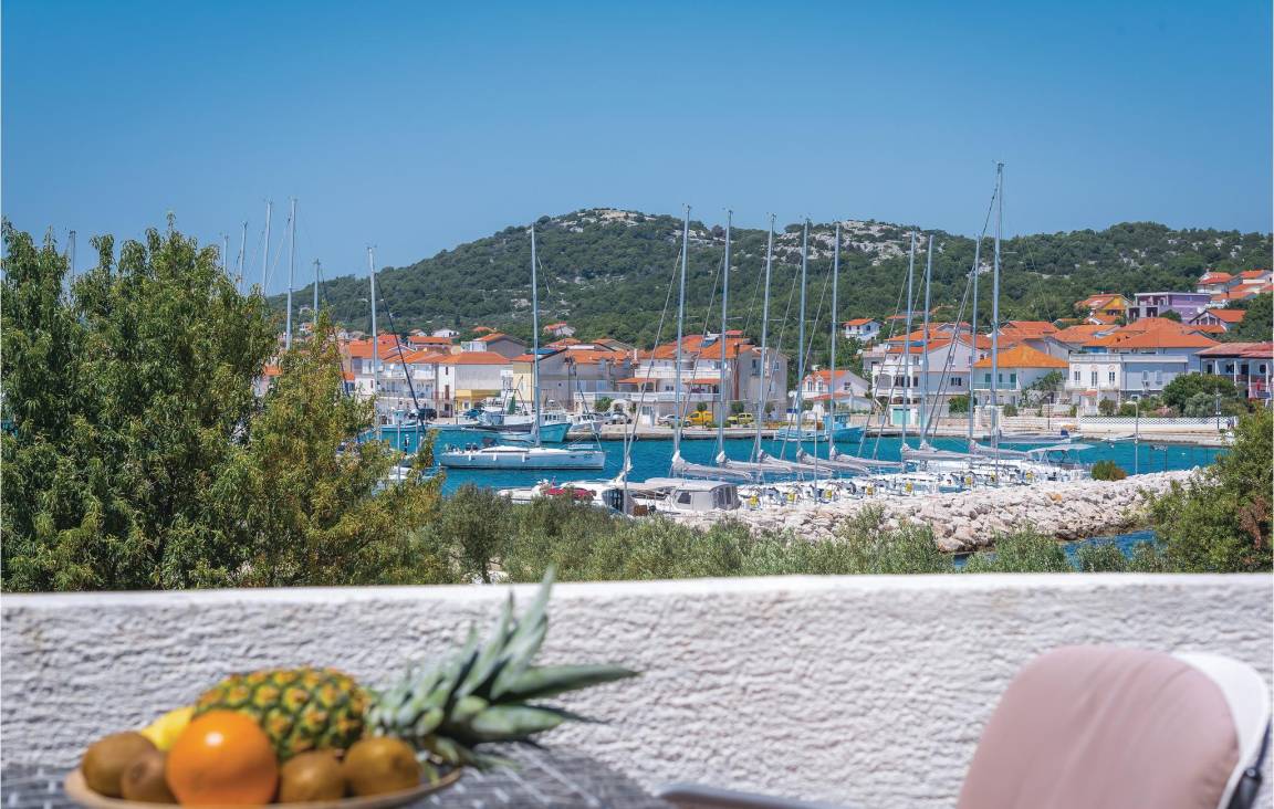 37 M² Apartment ∙ 1 Bedroom ∙ 4 Guests - Tisno