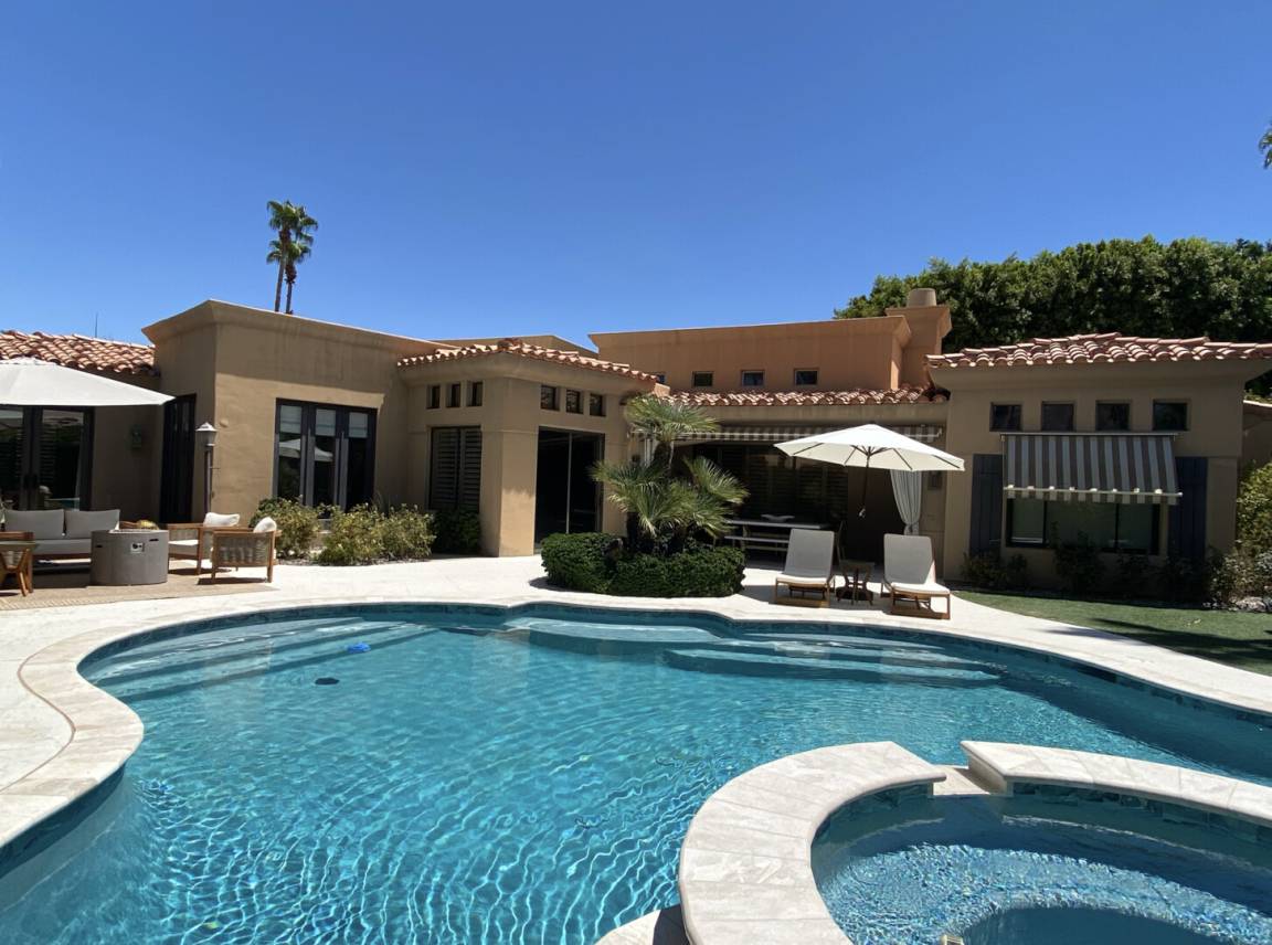 365 M² House ∙ 3 Bedrooms ∙ 6 Guests - Indio, CA