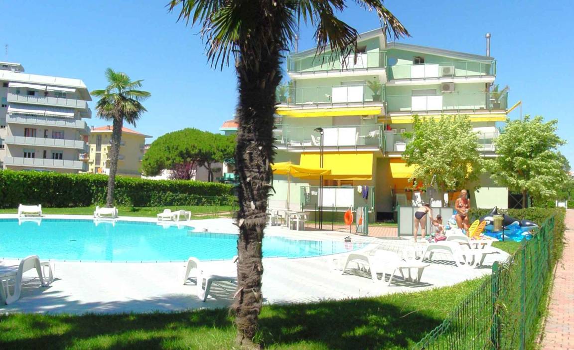 57 M² Apartment ∙ 2 Bedrooms ∙ 6 Guests - Jesolo