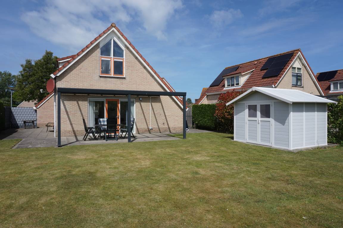 90 M² Ferienhaus ∙ 3 Schlafzimmer ∙ 6 Gäste - Breskens