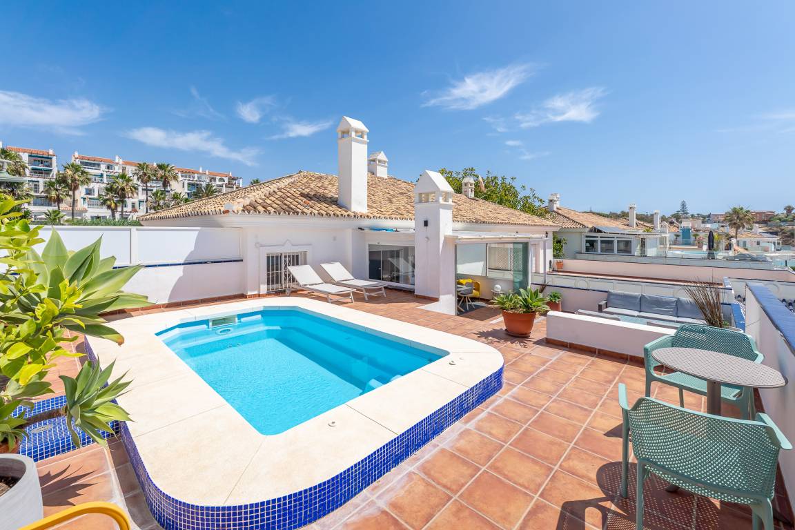 120 M² Apartment ∙ 3 Bedrooms ∙ 6 Guests - Fuengirola