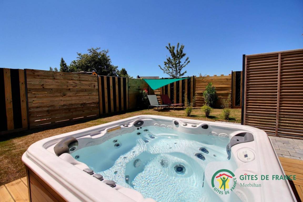 92 M² Gîte ∙ 3 Chambres ∙ 6 Personnes - Auray