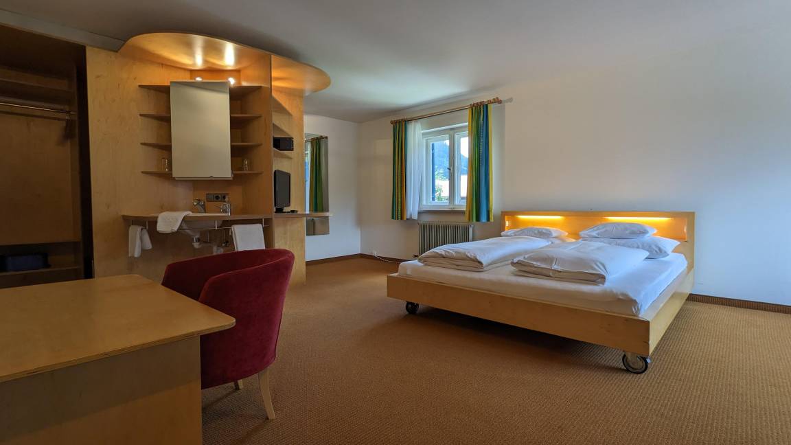24 M² Hôtel ∙ 1 Chambre ∙ 4 Personnes - Lermoos