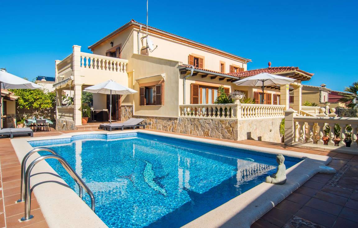 180 M² House ∙ 4 Bedrooms ∙ 8 Guests - Cala Ratjada