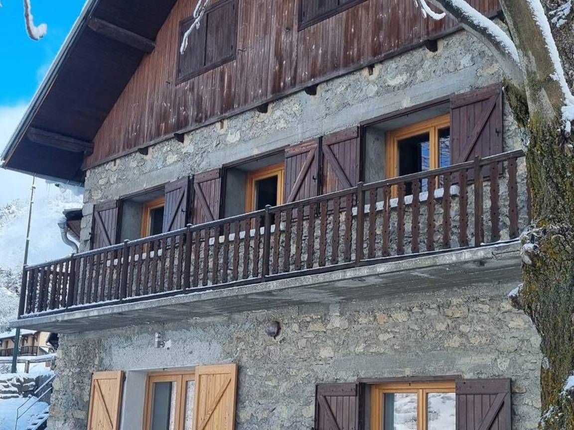 170 M² Chalet ∙ 6 Bedrooms ∙ 12 Guests - Ceillac