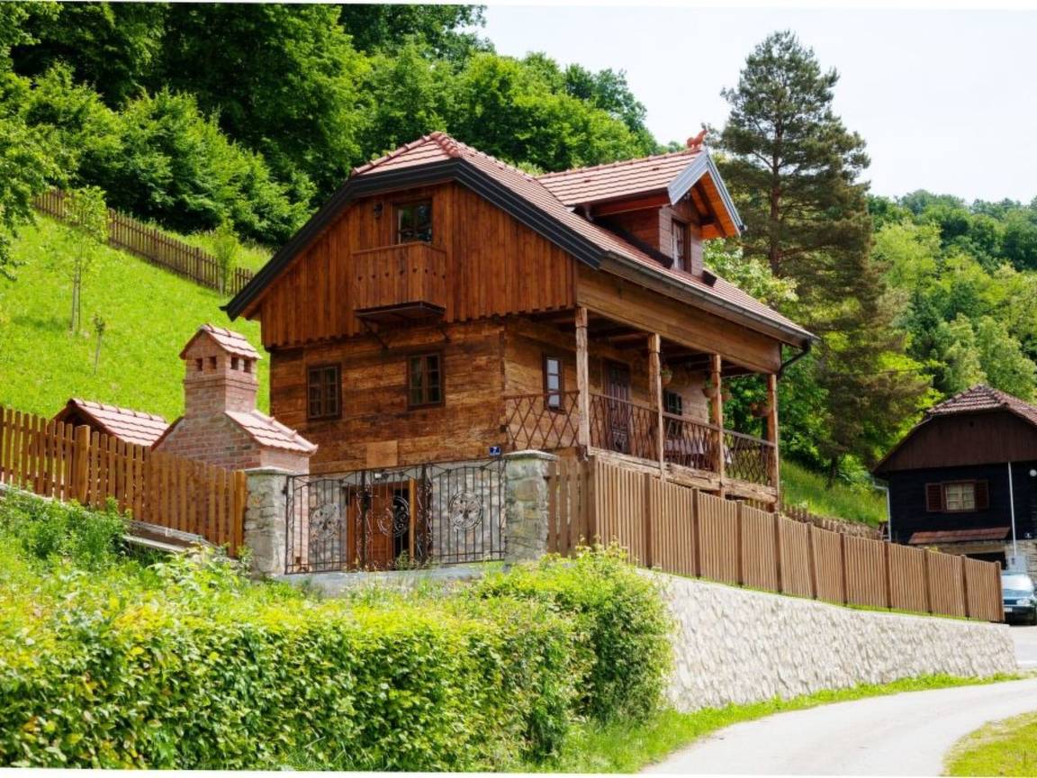 100 M² Ferienhaus ∙ 2 Schlafzimmer ∙ 4 Gäste - Kroatien