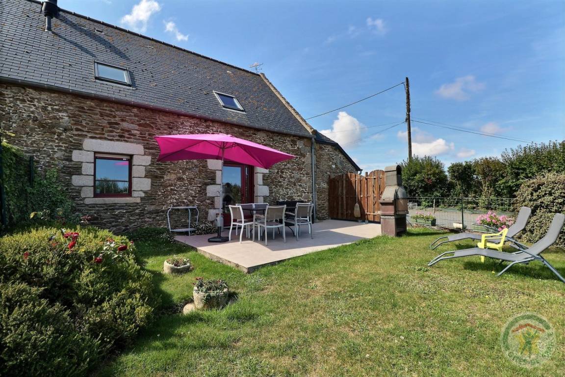 100 M² Gîte ∙ 3 Chambres ∙ 6 Personnes - Miniac-Morvan
