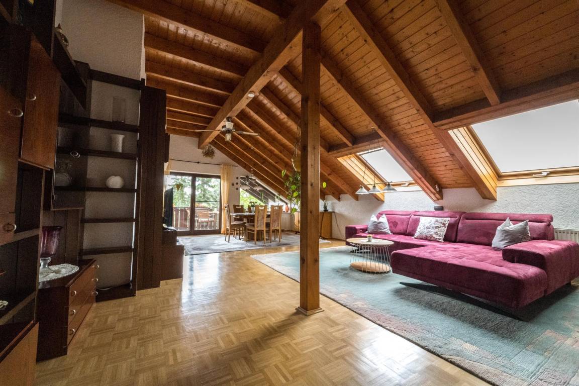 110 M² Ferienwohnung ∙ 2 Schlafzimmer ∙ 4 Gäste - Kirn