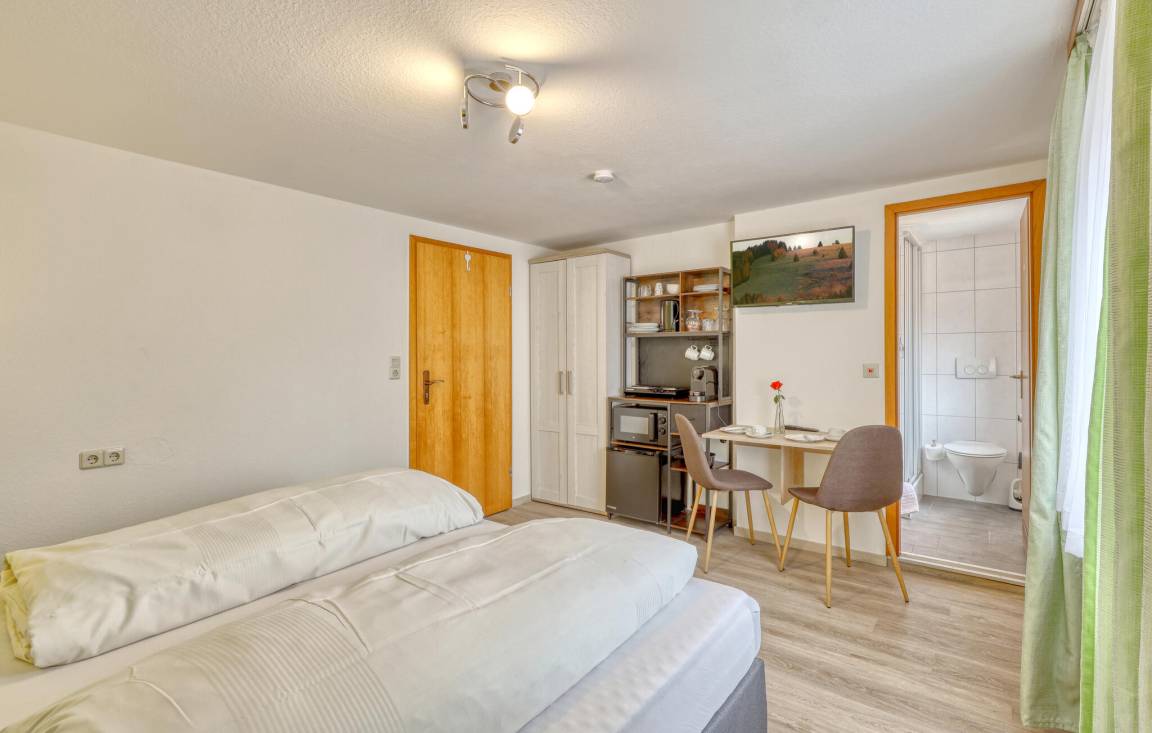 20 M² Ferienwohnung ∙ 1 Schlafzimmer ∙ 2 Gäste - Bischofsheim in der Rhön
