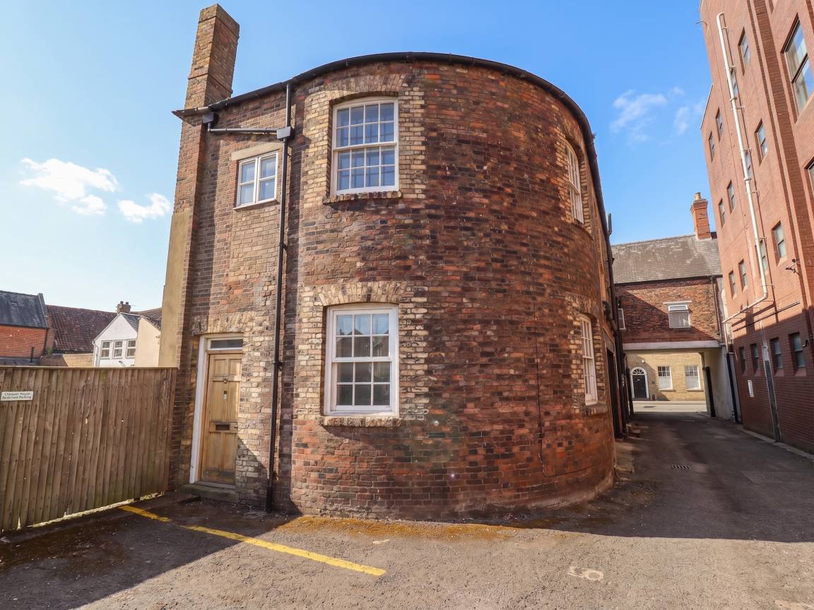 Cottage ∙ 2 Bedrooms ∙ 4 Guests - Cambridgeshire