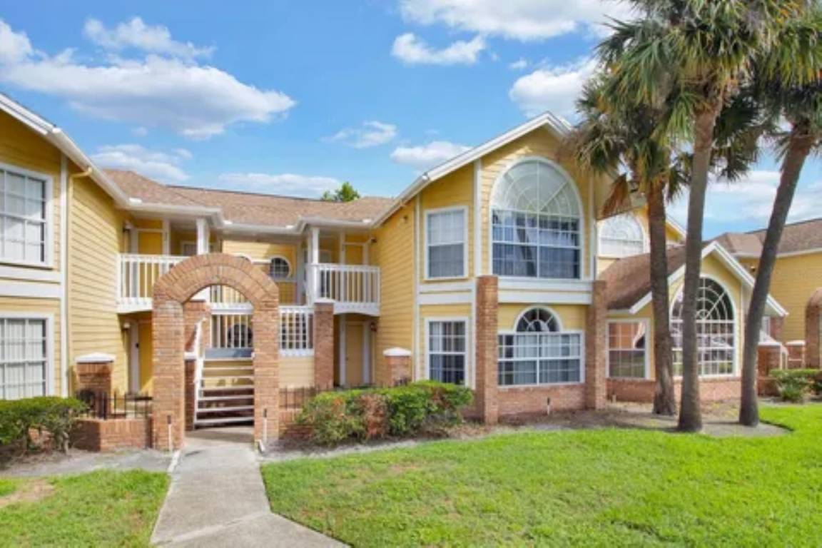 139 M² House ∙ 3 Bedrooms ∙ 8 Guests - Davenport, FL