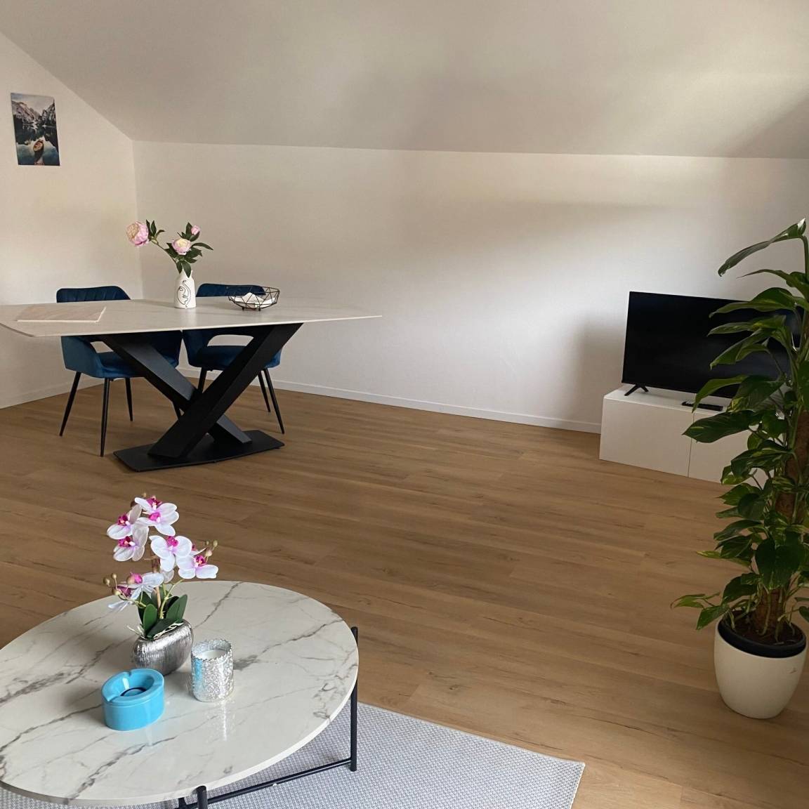 53 M² Ferienwohnung ∙ 1 Schlafzimmer ∙ 2 Gäste - Mittenwald