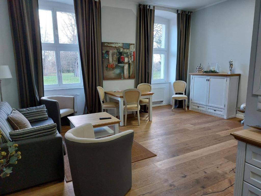 Slott ∙ 1 Sovrum ∙ 4 Gäster - Zingst