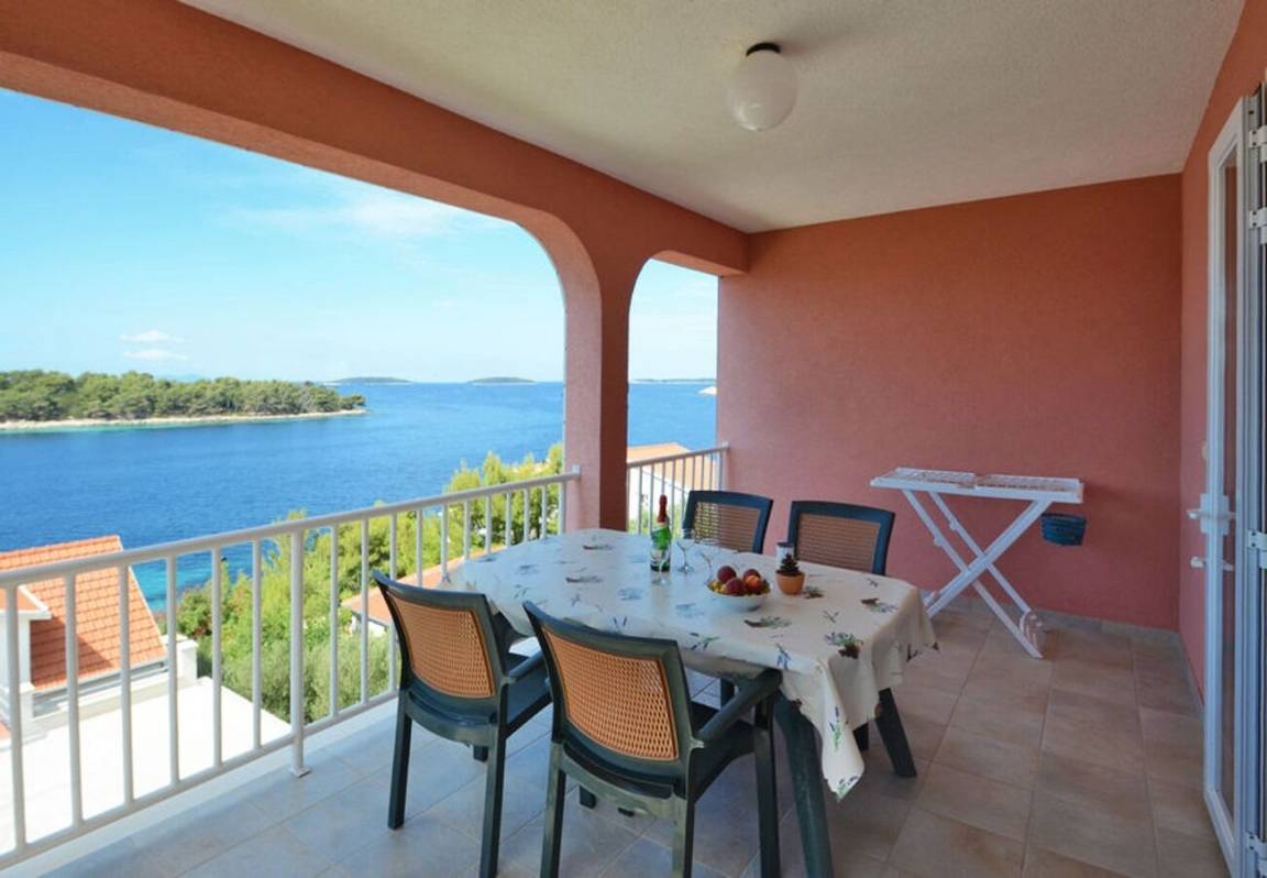 60 M² Ferienwohnung ∙ 1 Schlafzimmer ∙ 4 Gäste - Vela Luka