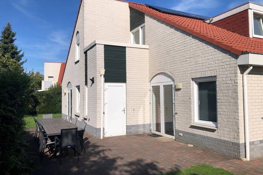 200 M² Villa ∙ 6 Bedrooms ∙ 12 Guests - Weeze