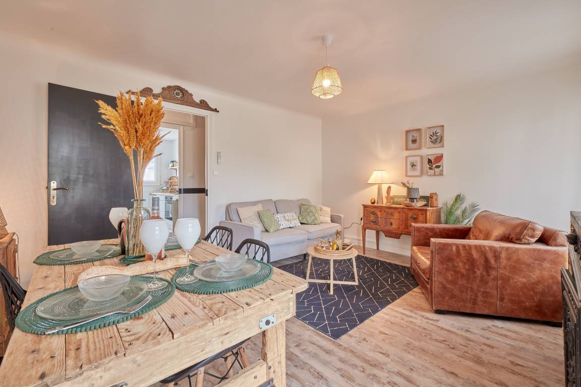 58 M² Appartement ∙ 2 Chambres ∙ 4 Personnes - Agen