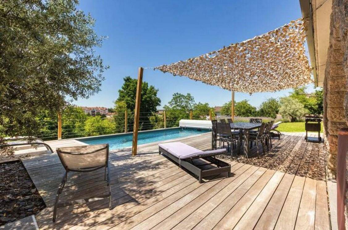 220 M² Gîte ∙ 5 Bedrooms ∙ 10 Guests - Vichy