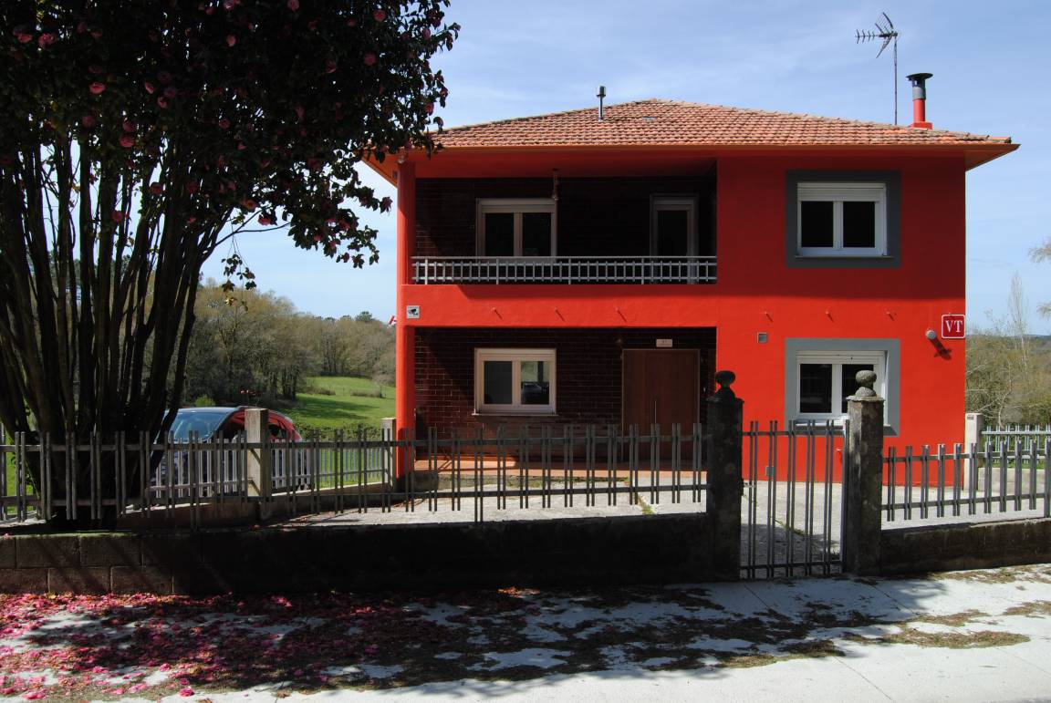 Casa Rural ∙ 5 Habitaciones ∙ 12 Huéspedes - Galicia