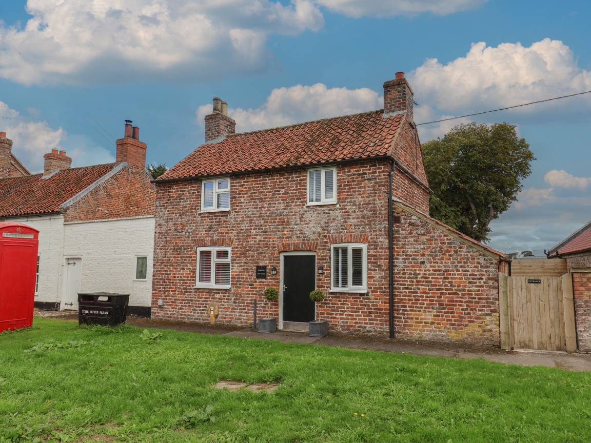 Cottage ∙ 2 Bedrooms ∙ 4 Guests - Driffield