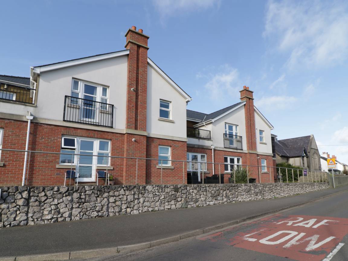 Cottage ∙ 2 Bedrooms ∙ 4 Guests - Moelfre