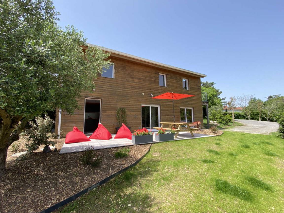 67 M² Gîte ∙ 2 Bedrooms ∙ 4 Guests - Revel