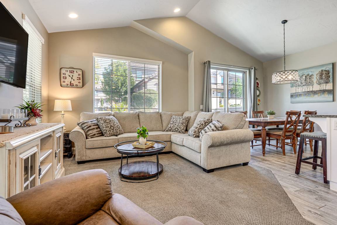 168 M² Apartment ∙ 3 Bedrooms ∙ 10 Guests - Washington, UT