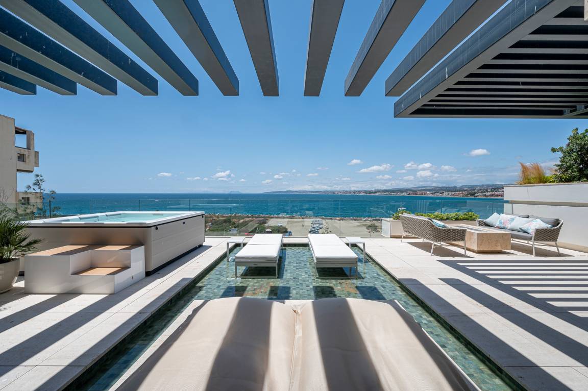 118 M² Apartment ∙ 2 Bedrooms ∙ 4 Guests - Estepona