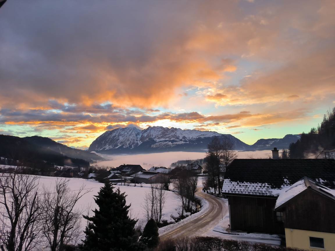 260 M² Ferienhaus ∙ 3 Schlafzimmer ∙ 7 Gäste - Planneralm