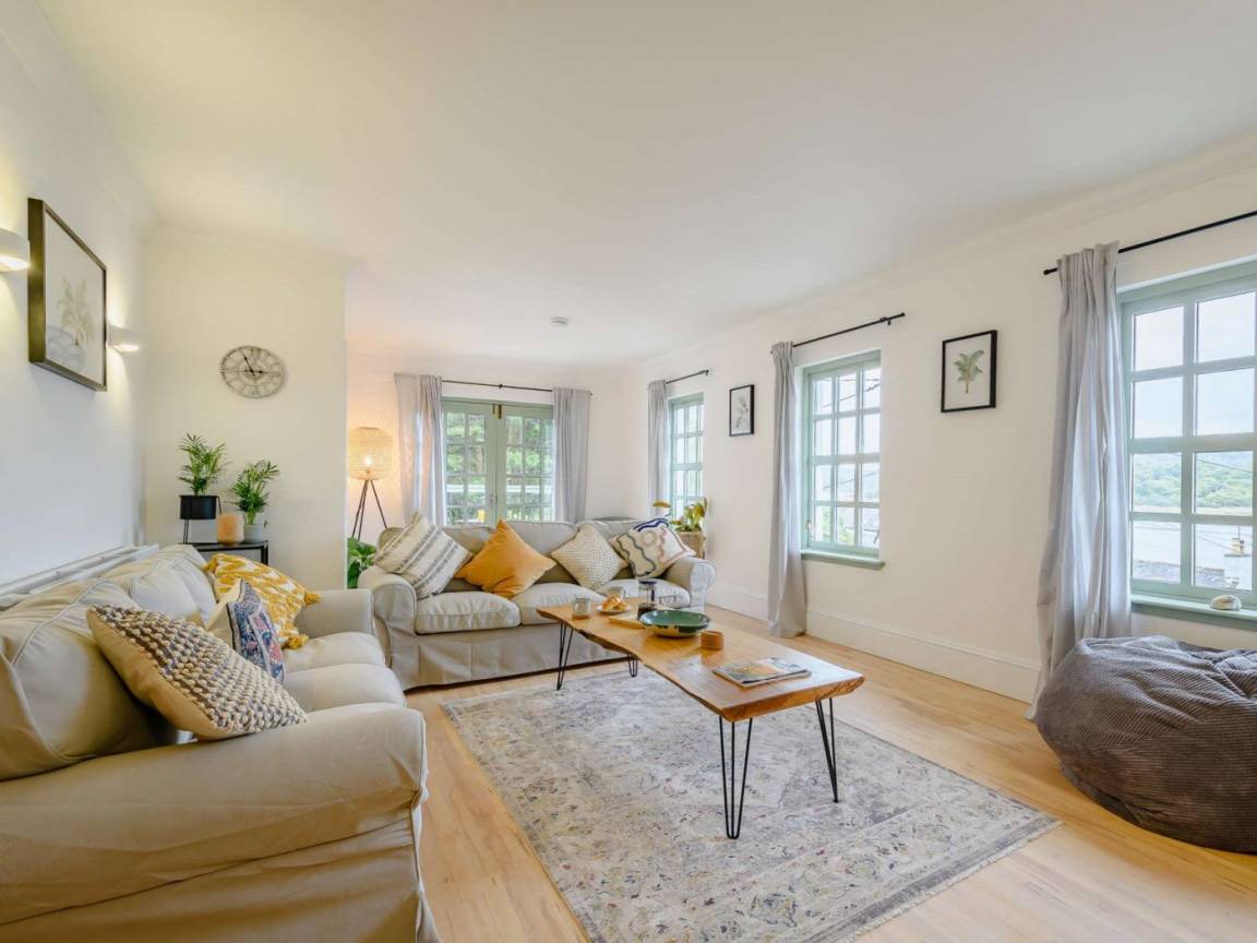 Cottage ∙ 3 Bedrooms ∙ 6 Guests - Castle Douglas