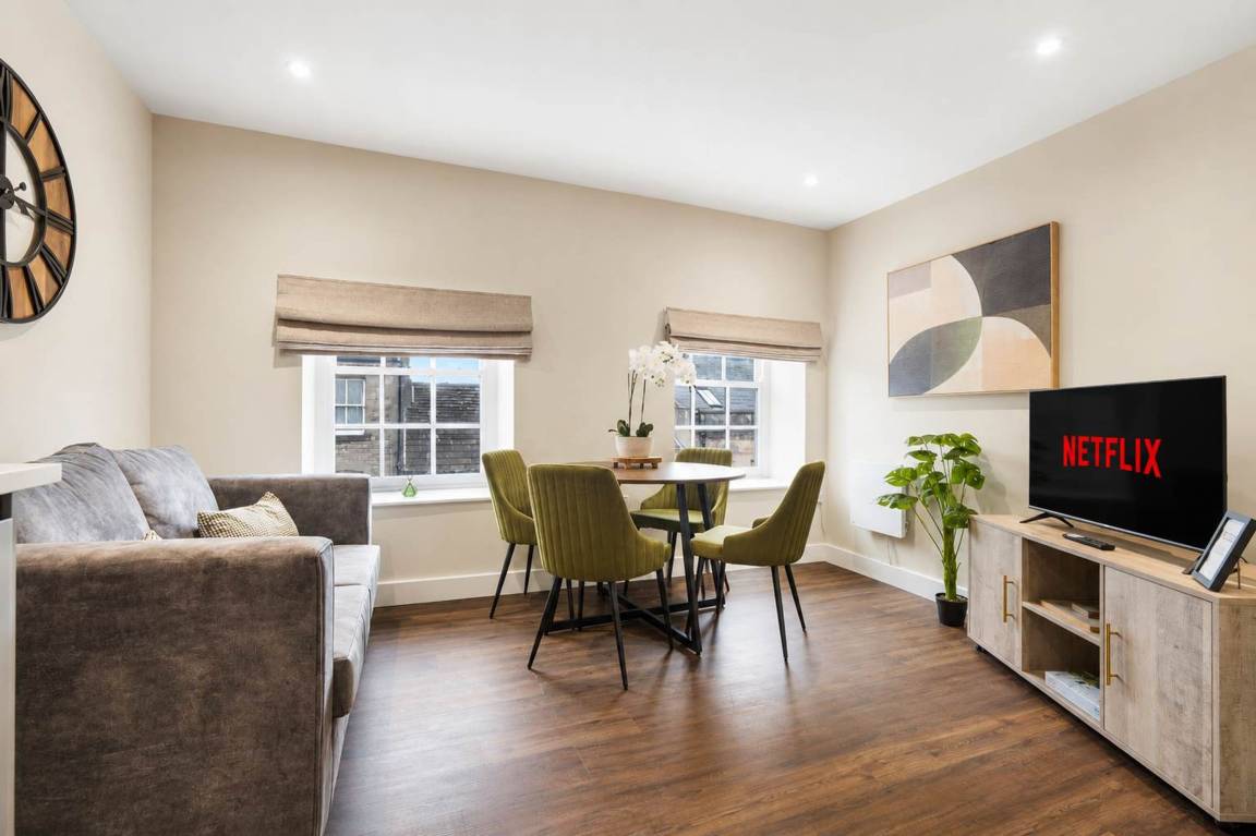 Apartment ∙ 2 Bedrooms ∙ 3 Guests - Raby Castle