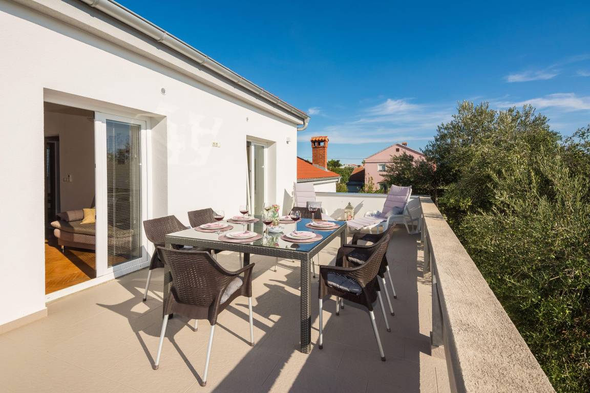 72 M² Apartment ∙ 2 Bedrooms ∙ 6 Guests - Vir