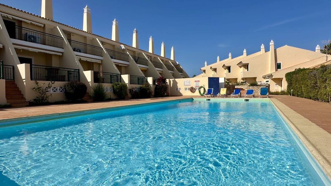 110 M² Ferienhaus ∙ 3 Schlafzimmer ∙ 6 Gäste - Albufeira