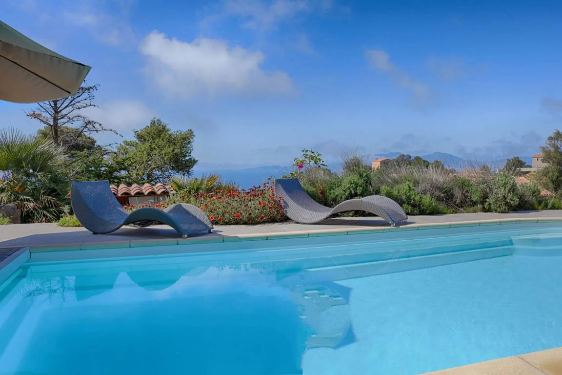 220 M² Villa ∙ 4 Chambres ∙ 8 Personnes - Coti-Chiavari
