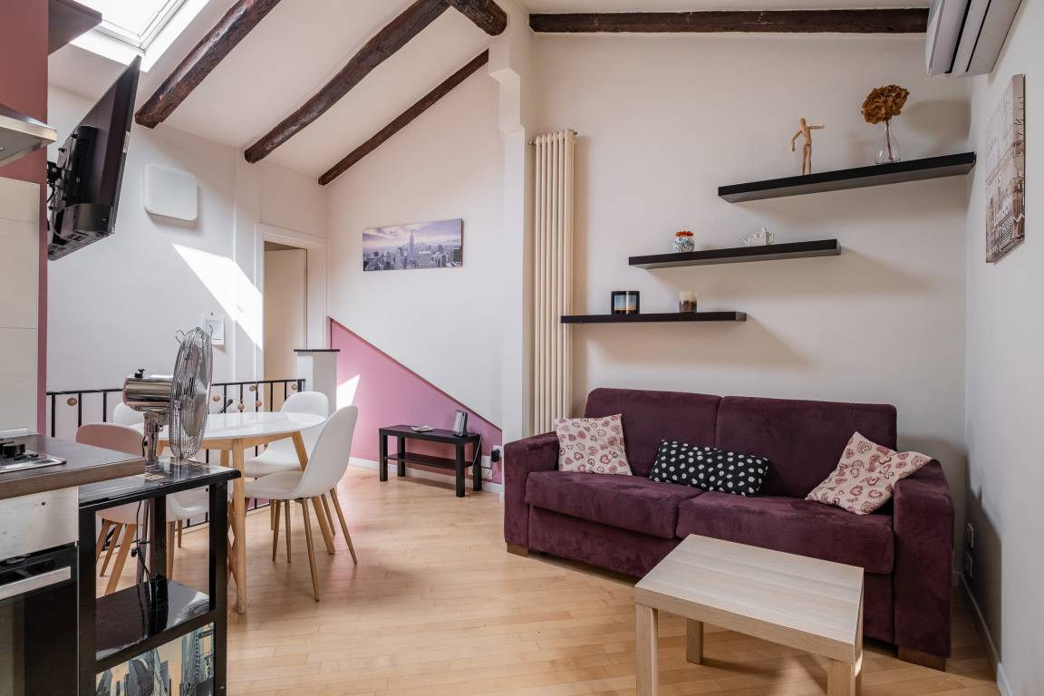 50 M² Apartamento ∙ 1 Habitación ∙ 4 Huéspedes - Bologna