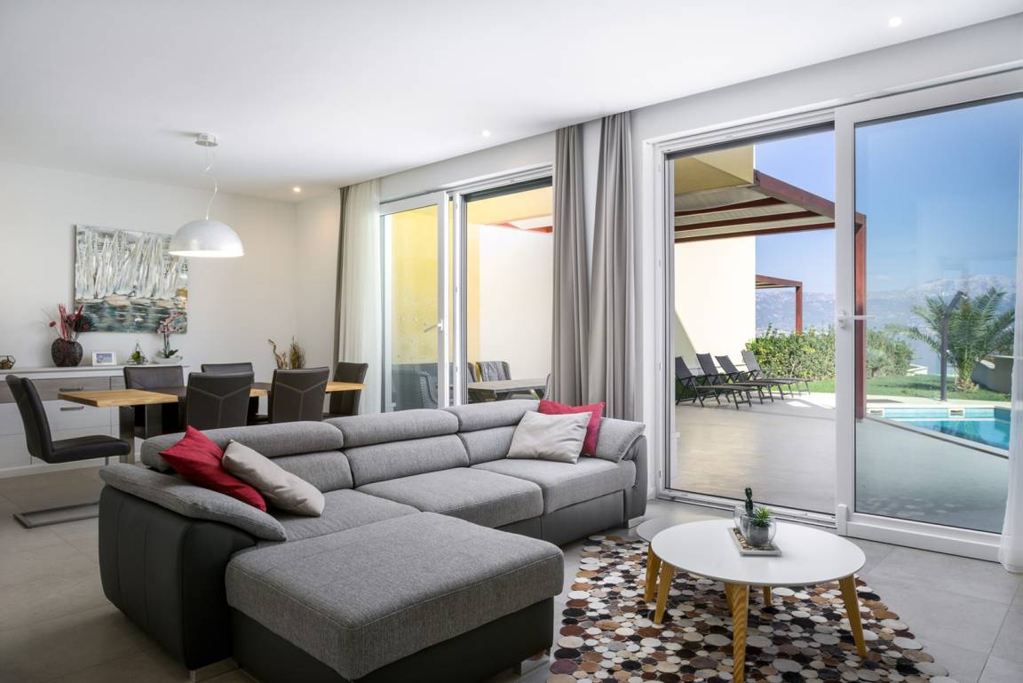 300 M² Villa ∙ 6 Chambres ∙ 12 Personnes - Split