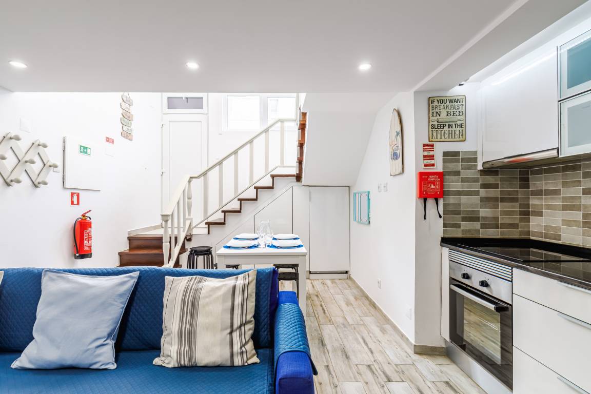 45 M² Apartamento ∙ 2 Quartos ∙ 6 Hóspedes - Sesimbra