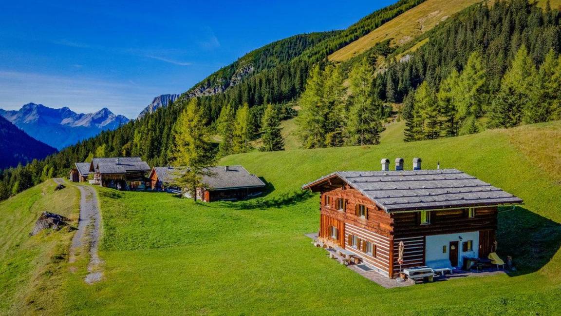 170 M² Apartment ∙ 4 Bedrooms ∙ 10 Guests - Imst
