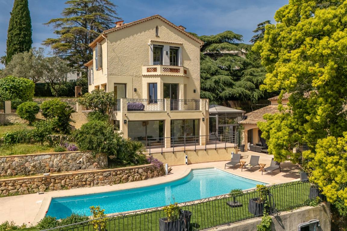 Villa ∙ 7 Chambres ∙ 14 Personnes - Cannes