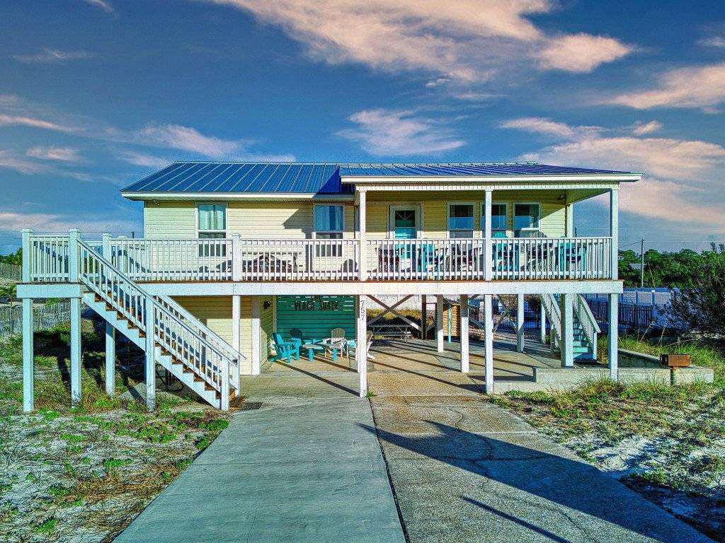 111 M² House ∙ 3 Bedrooms ∙ 8 Guests - St. George Island, FL