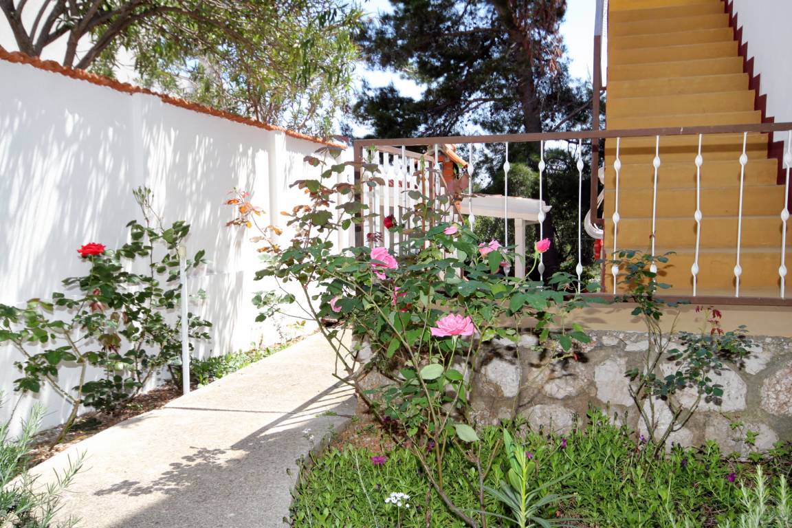 46 M² Ferienwohnung ∙ 2 Schlafzimmer ∙ 5 Gäste - Jelsa