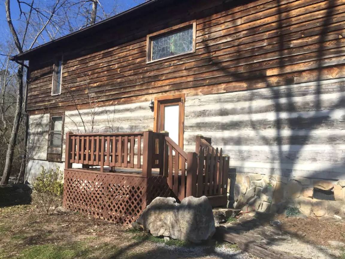 Lodge ∙ 1 Bedroom ∙ 4 Guests - Townsend, TN