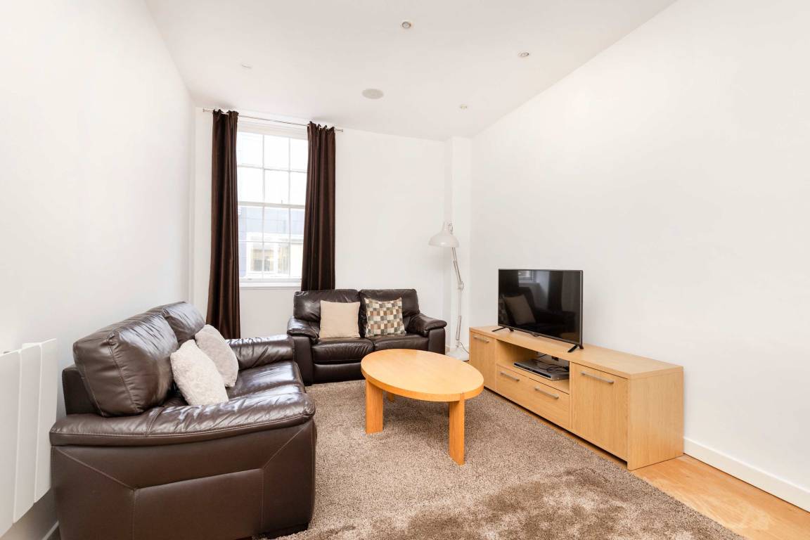 78 M² Apartamento ∙ 3 Habitaciones ∙ 4 Huéspedes - Edinburgh