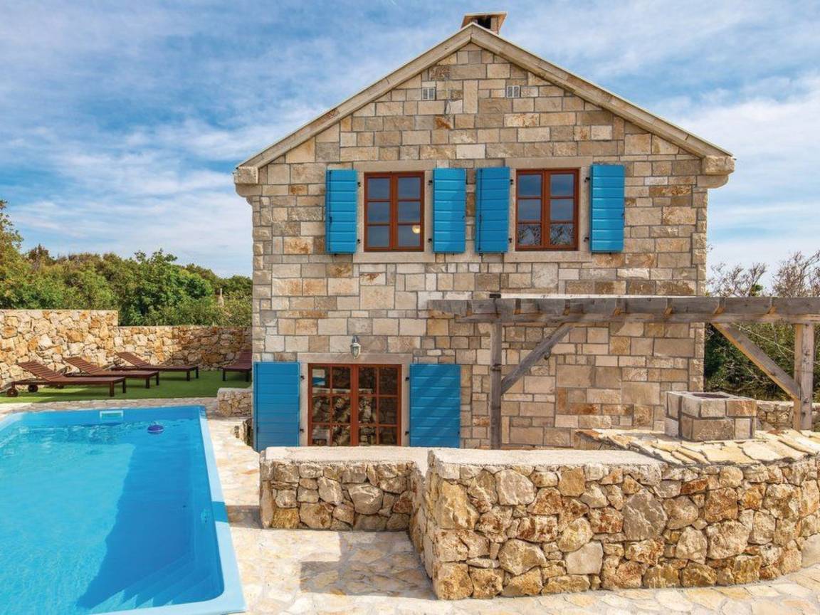 75 M² House ∙ 2 Bedrooms ∙ 5 Guests - Novalja