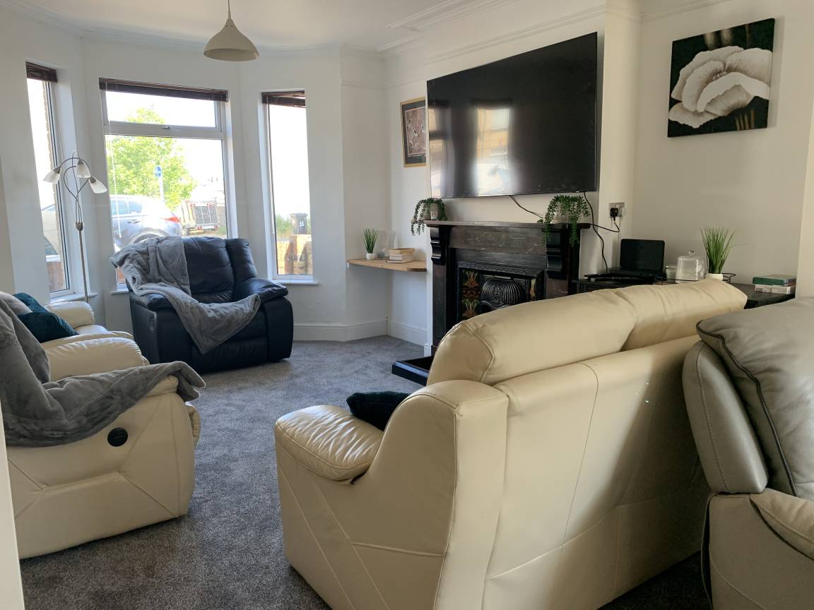 90 M² House ∙ 3 Bedrooms ∙ 8 Guests - Kessingland