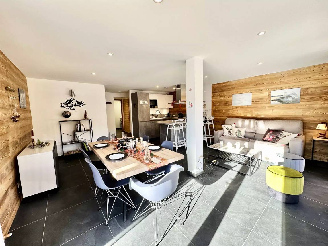 80 M² Appartement ∙ 2 Chambres ∙ 6 Personnes - Crévoux