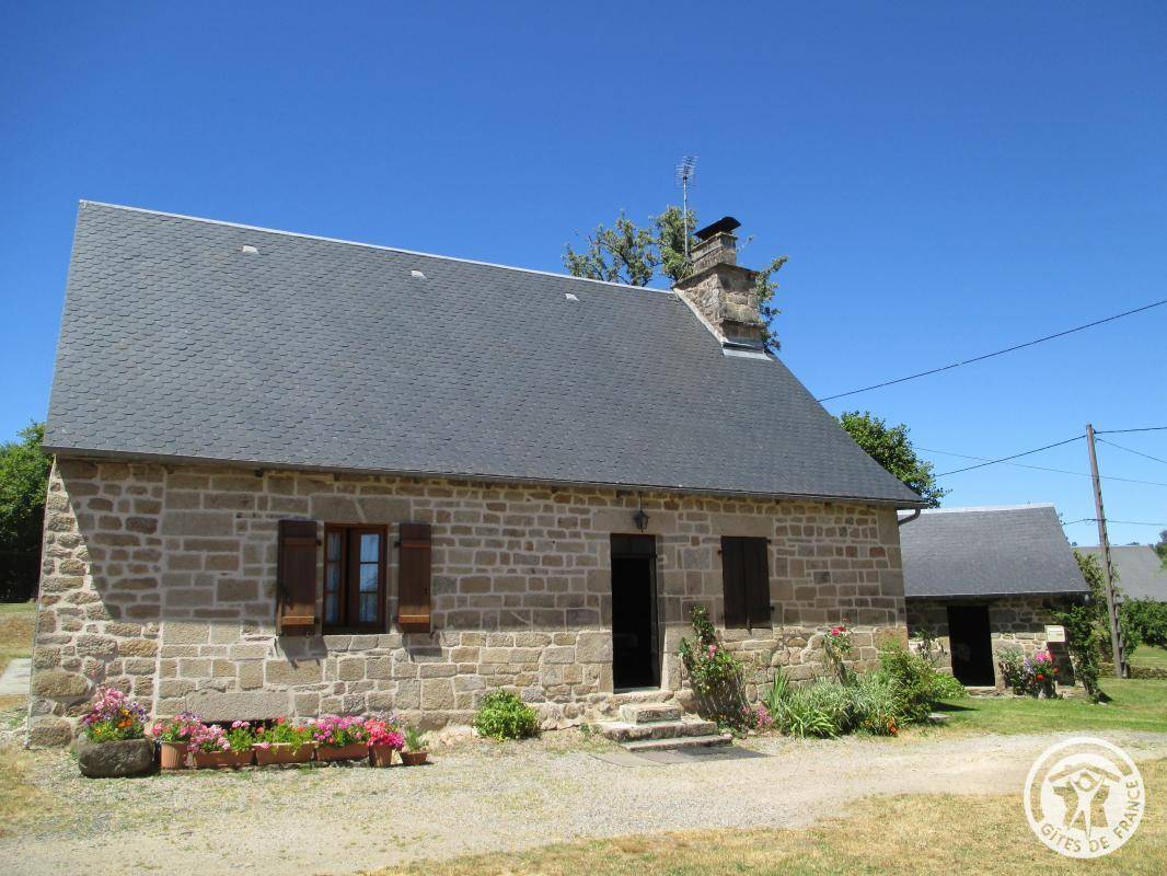 120 M² Gîte ∙ 4 Chambres ∙ 8 Personnes - Corrèze