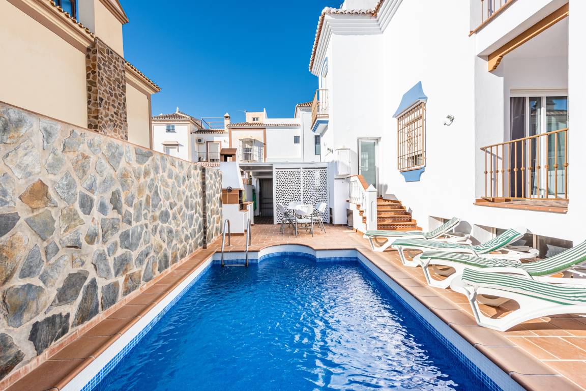 118 M² Casa ∙ 3 Habitaciones ∙ 6 Huéspedes - Nerja