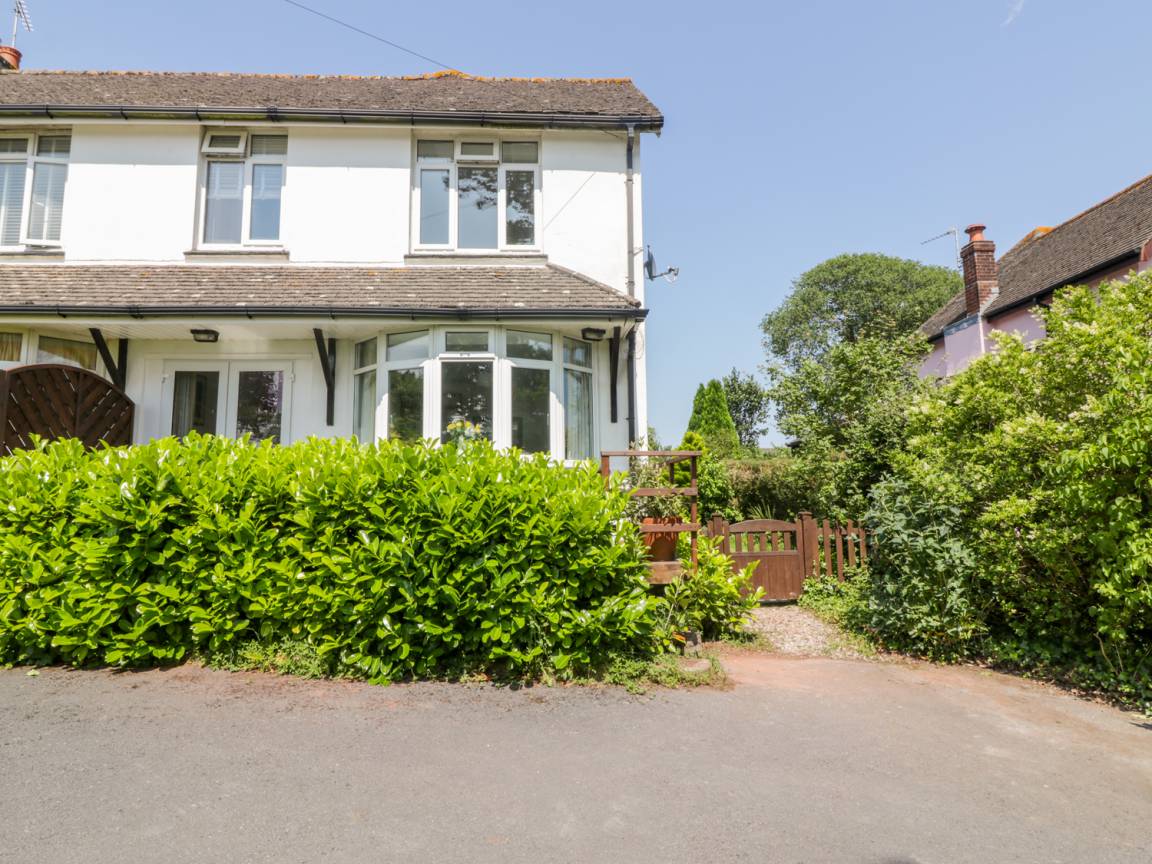 Cottage ∙ 2 Bedrooms ∙ 4 Guests - Totnes