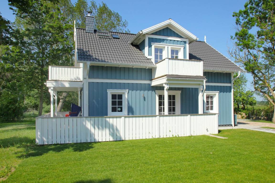 100 M² Ferienhaus ∙ 3 Schlafzimmer ∙ 6 Gäste - Hiddensee
